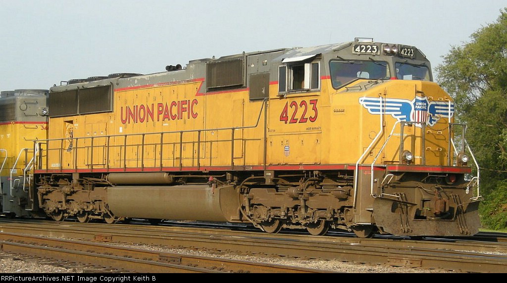 UP 4223